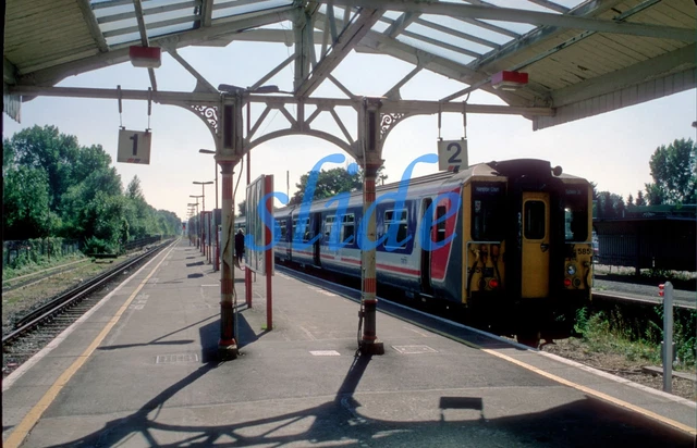 BRITISH RAIL ELECTRIC Multiple Unit Emu 455841 1998 Hampton Court Ori ...