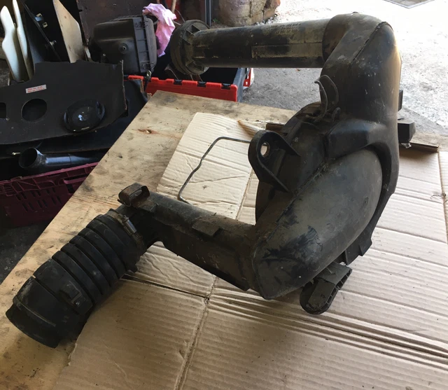 VOLKSWAGEN TRANSPORTER T4 Air Filter Box Vw 074129618a Housing £39.99 ...