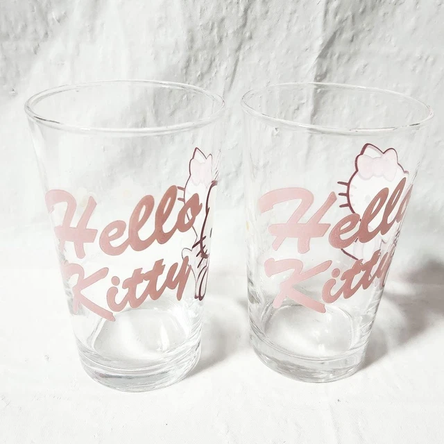 TAZZA DI VETRO Hello Kitty seduta lateralmente logo rosa EUR 58,47 ...