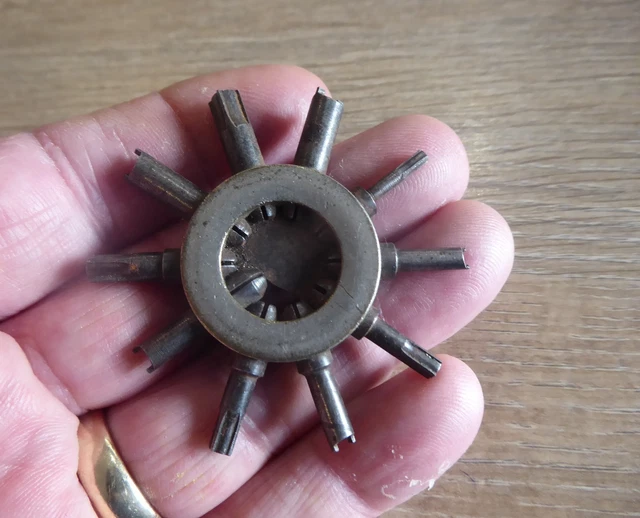 GOOD SLEEVE Wrench Tool For The Watchmakers £9.99 - PicClick UK