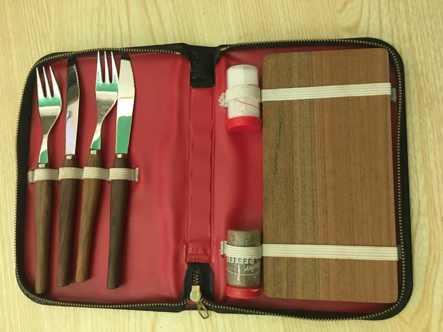SET DA PICNIC 60 anni tavole di teak, posate, spandisale pepe in ...