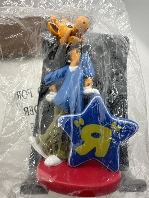 TOYS &R& US Geoffrey Stand Next to "R" Logo Miniature 2001 Display ...