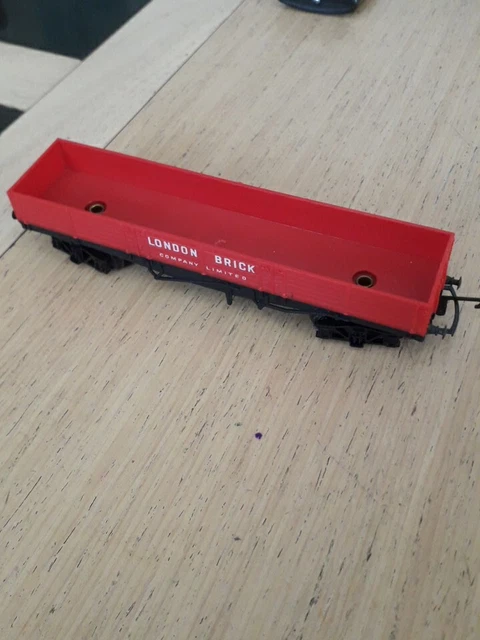 TRIANG HORNBY LONDON Brick Open Bogie Truck Wagon Circa 1970s R219 £9. ...