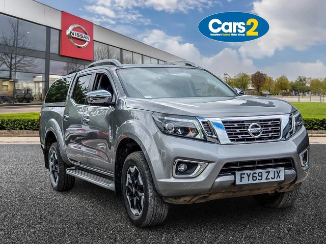 2019 NISSAN NAVARA Double Cab Pick Up Tekna 2.3dCi 190 TT 4WD Auto PICK ...