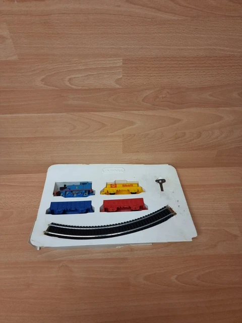 THOMAS THE TANK Engine Vintage Clockwork Train Set. Preloved. Hornby ...