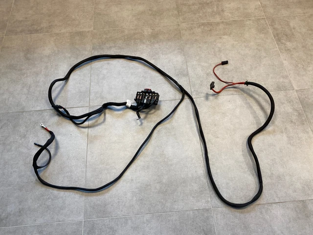 MERCEDES G CLASS W463 GENUINE Battery Wire with Fuse Box A4635408006 ...