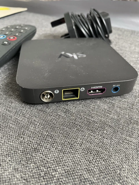 SKY STREAM TV Puck - IP061-ef-ant Includes Remote and Power Cable £32. ...
