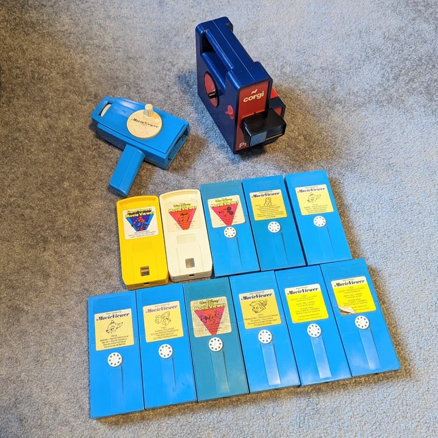 VINTAGE CORGI PROJECTOR & Handheld Movie Viewer With 11 Cassettes ...