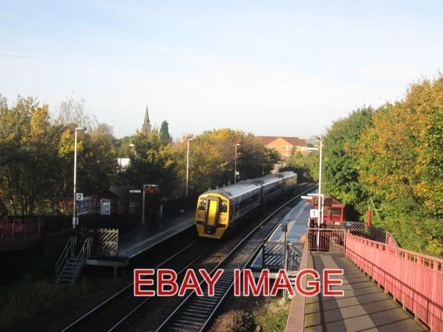 PHOTO EAST Garforth Railway Station 2013 £2.25 - PicClick UK