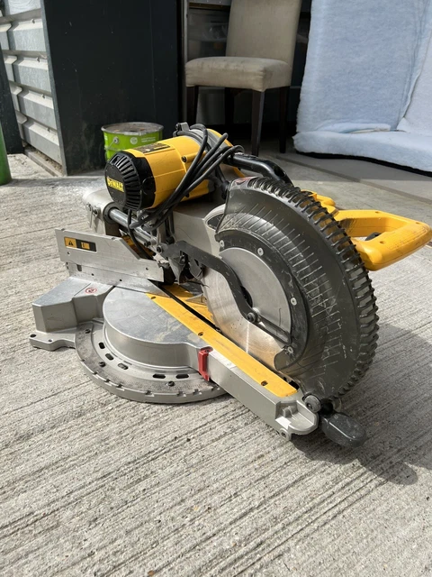 DEWALT DWS780 230V 305mm Double Bevel Sliding Cut Mitre Saw (DWS780-GB ...