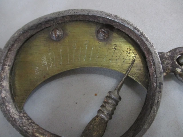 PESON ANCIEN EN FER FORGE DOUBLE PESAGE 18 KG ET 150 KG L= 29 cm EUR 30,00 - PicClick FR