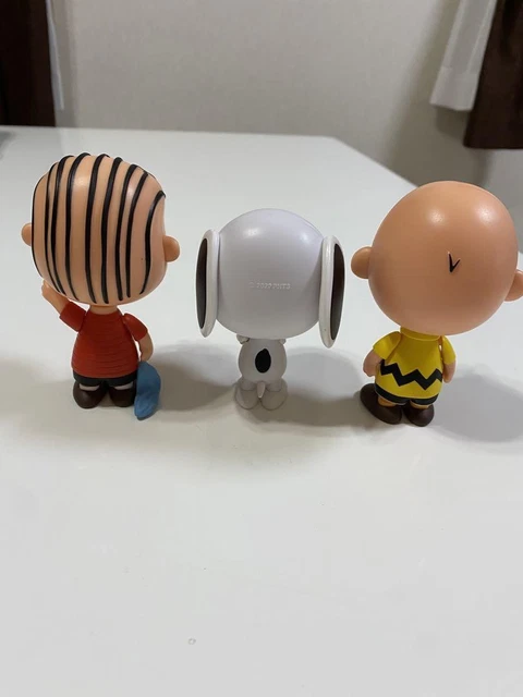 SNOOPY FIGURE GACHA Gacha Peanuts Charlie Brown Linus Character Goods ...