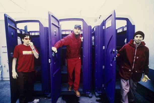 BAND PRIMUS GUITARIST Larry LaLonde, bassist vocalist Les Claypool ...