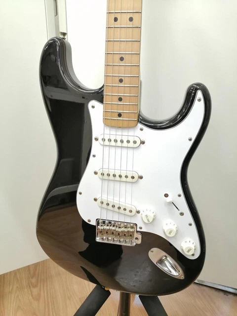 FENDER JAPAN ST-STD Utilisé 1995-1996 Corps en tilleul Touche en érable ...