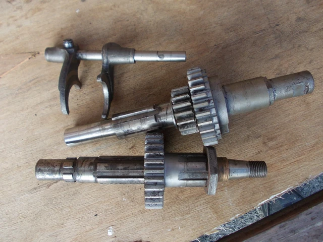TRIUMPH TIGER CUB gearbox shafts and some gears , selector forks £26.68 ...