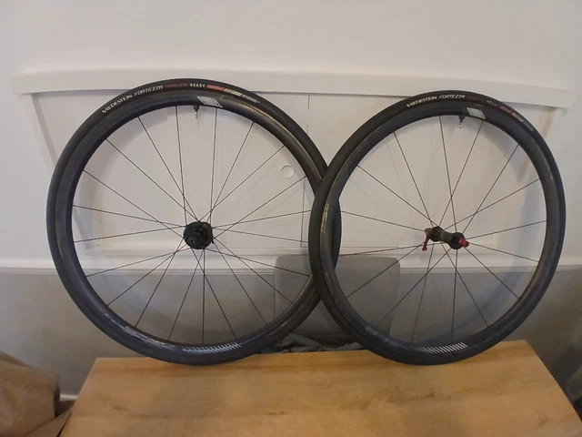GIANT SLR- 1 , 30mm Carbon wheelset rim brake with Tubeless 28mm Tyres ...