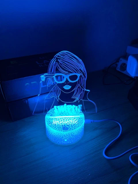TAYLOR SWIFT 3D ILLUSION LAMP new in Box Kids night light Girls £6.52 ...