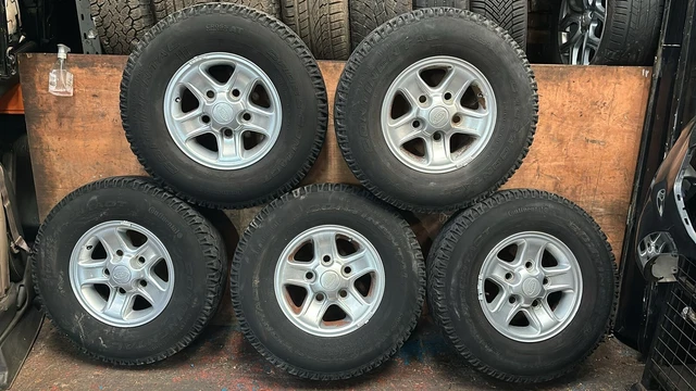 BFD062297 LAND ROVER Defender Boost Alloy Wheels X 5 235/85/16 3Mm £505 ...