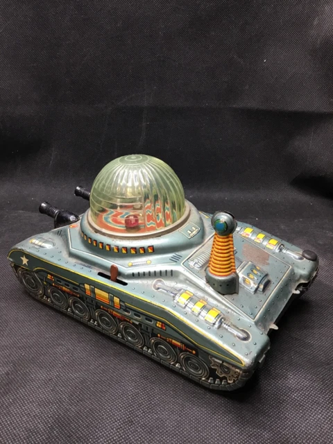 VINTAGE ALIEN SPACE Tank Battery Operated Tin Toy [Daiya] Made in Japan ...