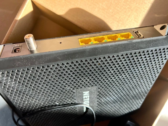 NETGEAR DOCSIS 3.0 Cable Modem + WiFi Router XFINITY COMCAST ETC $35.00 ...