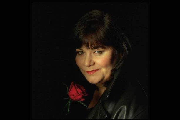 COMEDIAN AND ACTRESS Dawn French circa 1999 Old TV Photo 3 EUR 6,58 ... COMEDIAN AND ACTRESS Dawn French circa 1999 Old TV Photo 3 EUR 6,58 ...