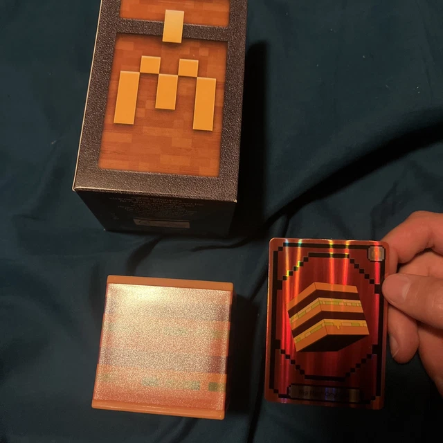 2025 MCDONALD'S MINECRAFT Adult Happy Meal Toy BIG MAC CRYSTAL Burger ...