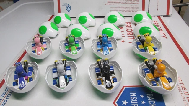 HOT WHEELS MARIOKART YOSHI Mystery Eggs Complete Set of 8 never played ...
