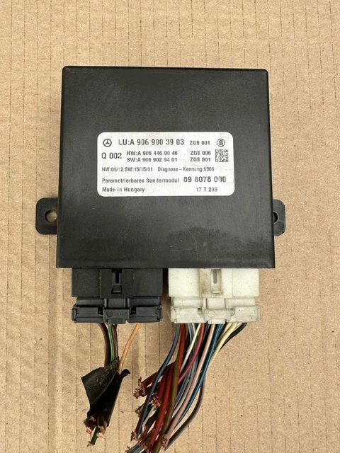 MERCEDES-BENZ SPRINTER W906 Central locking control unit module ...