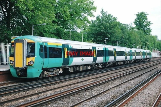 PHOTO CLASS 377 4-Car Emu No 377 157 At Sydenham On A Brighton - London ...