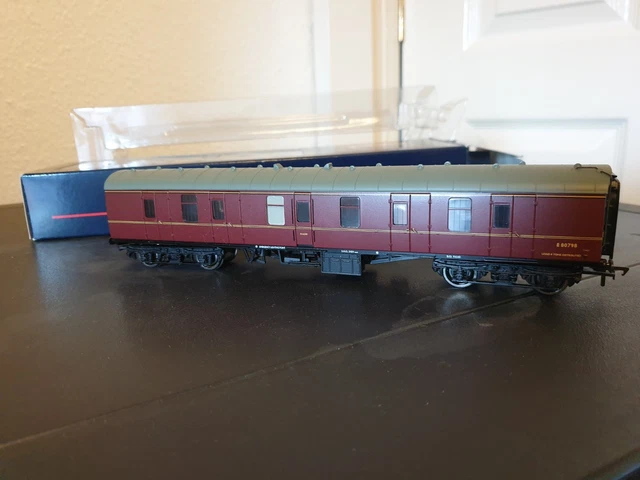 BACHMANN 39-176 BR mk1 full brake coach E80798, maroon, boxed. £22.52 ...