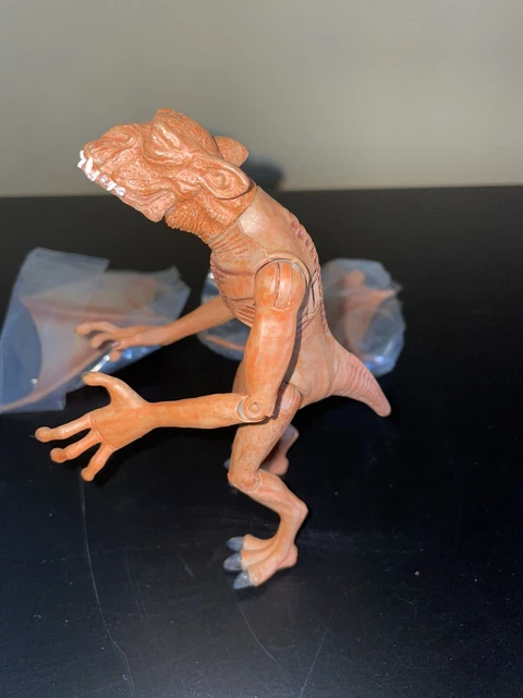 DOCTOR WHO KRILLITANE Figure Toys R Us Exclusive Red/Brown Closed Mouth ...