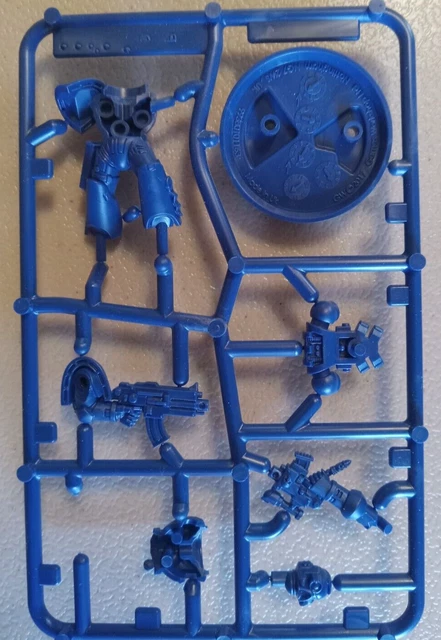 WARHAMMER 40K SPACE Marine Heroes Series 1 - Brother Garus (#3) £18.85 ...