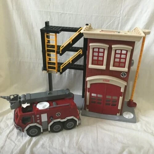 IMAGINEXT FIRE STATION House & Fire Engine Play Set Lights Sounds ...