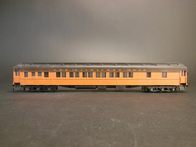 HO SCALE RIVAROSSI Millwaukee Road Heavyweight Coach $34.99 - PicClick