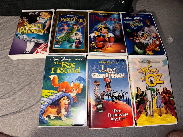 LOT OF 7 Disney And WB VHS Movies Alice Peter Pan Pinocchio Space Jam ...