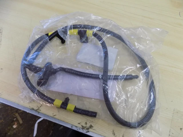 GENUINE RANGE ROVER Evoque Rear Washer Jet Pipe LR106974 £10.99 ...