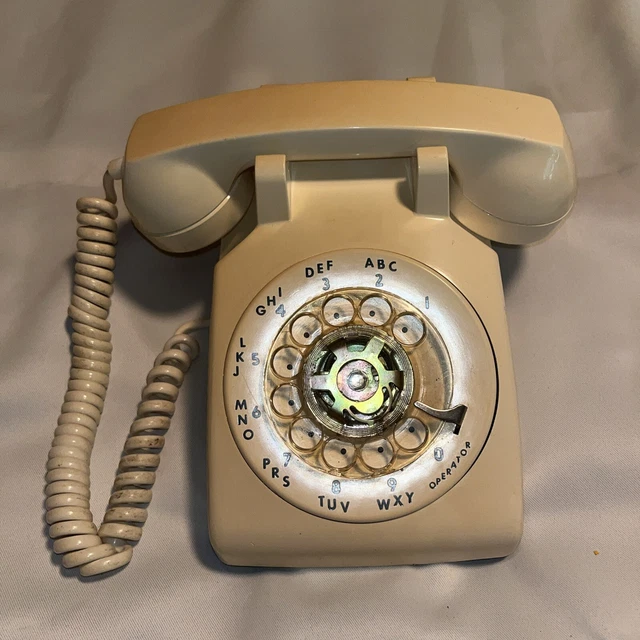 VINTAGE ITT ROTARY DIAL OFF WHITE DESK TELEPHONE PHONE Western Electric ...
