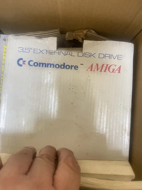 EXTERNAL DISK DRIVE 1010 Commodore Amiga 3,5"boxato LEGGERE EUR 120,00 - PicClick IT