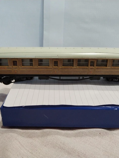 HORNBY R448 LNER Teak Livery Composite Coach Carriage No22357. Not ...