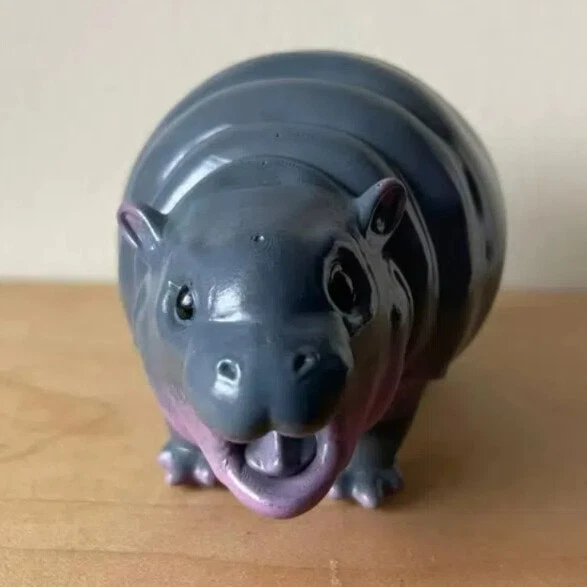 LOVELY MOO DENG Hippo Ornaments Angry Baby Hippo Sculptures Room Home ...