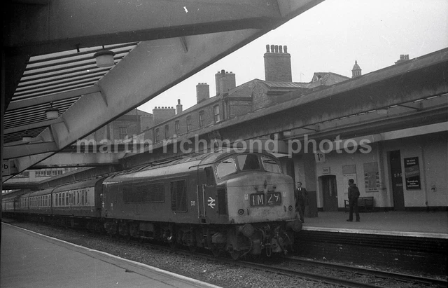 DERBY STATION CLASS 45 D35 7.7.72 Railway Negative RN320 £3.99 ...