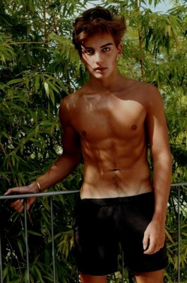 SHIRTLESS MALE SLENDER Smooth Swimmers Build Peek Beefcake PHOTO 4X6 ...