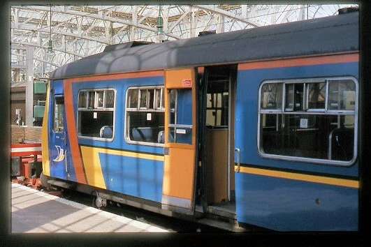 ORIGINAL 35MM SLIDE: BR ScR EMU units - close-up £1.00 - PicClick UK