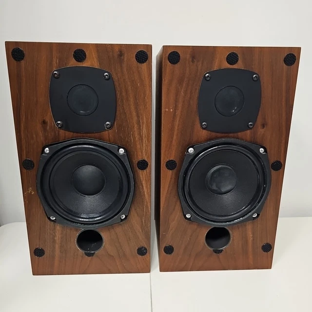 CASTLE ACOUSTICS LIMITED Model: Trent 8 Ohm 45 Watt Bookshelf Speakers ...