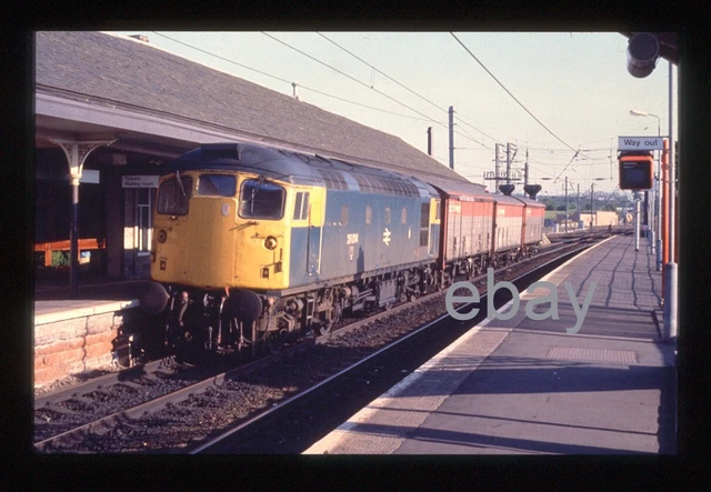 ORIGINAL 35MM SLIDE - Class 26 - 26014 w/ Railfreight vans at ...