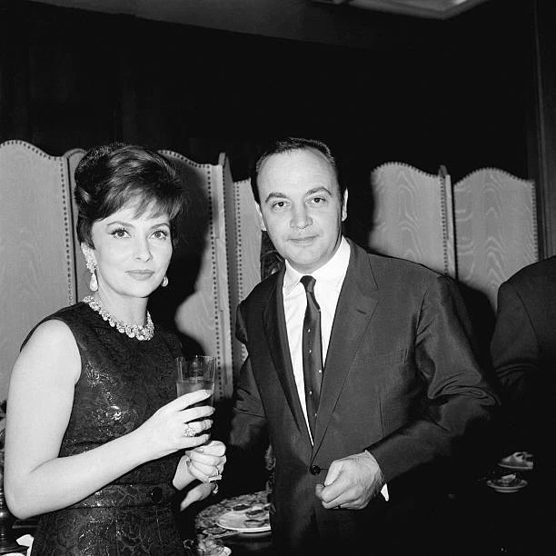 ACTRESS GINA LOLLOBRIGIDA & her partner movie Venus imperiale Raym ...