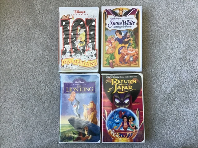 4 DISNEY VHS Tapes. Lion King, 101 Dalmatians, Snow White, The Return ...