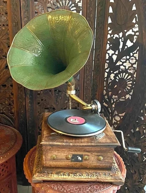 ANTIQUE GRAMOPHONE, FULLY Functional Working Phonograph, win-up record ...