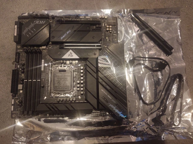 ASUS ROG STRIX Z690-G WiFi 6E LGA1700 DDR5 Micro ATX mATX Motherboard 2 ...