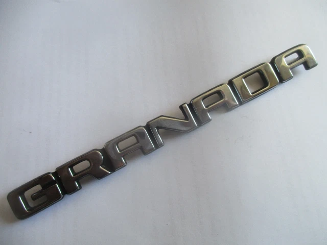 INSCRIPTION GRENADE PLAQUE signalétique symbole emblème Ford insigne ...